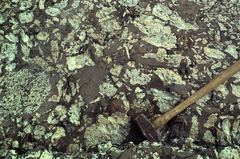 General images Petrology | Institute of Geosciences
